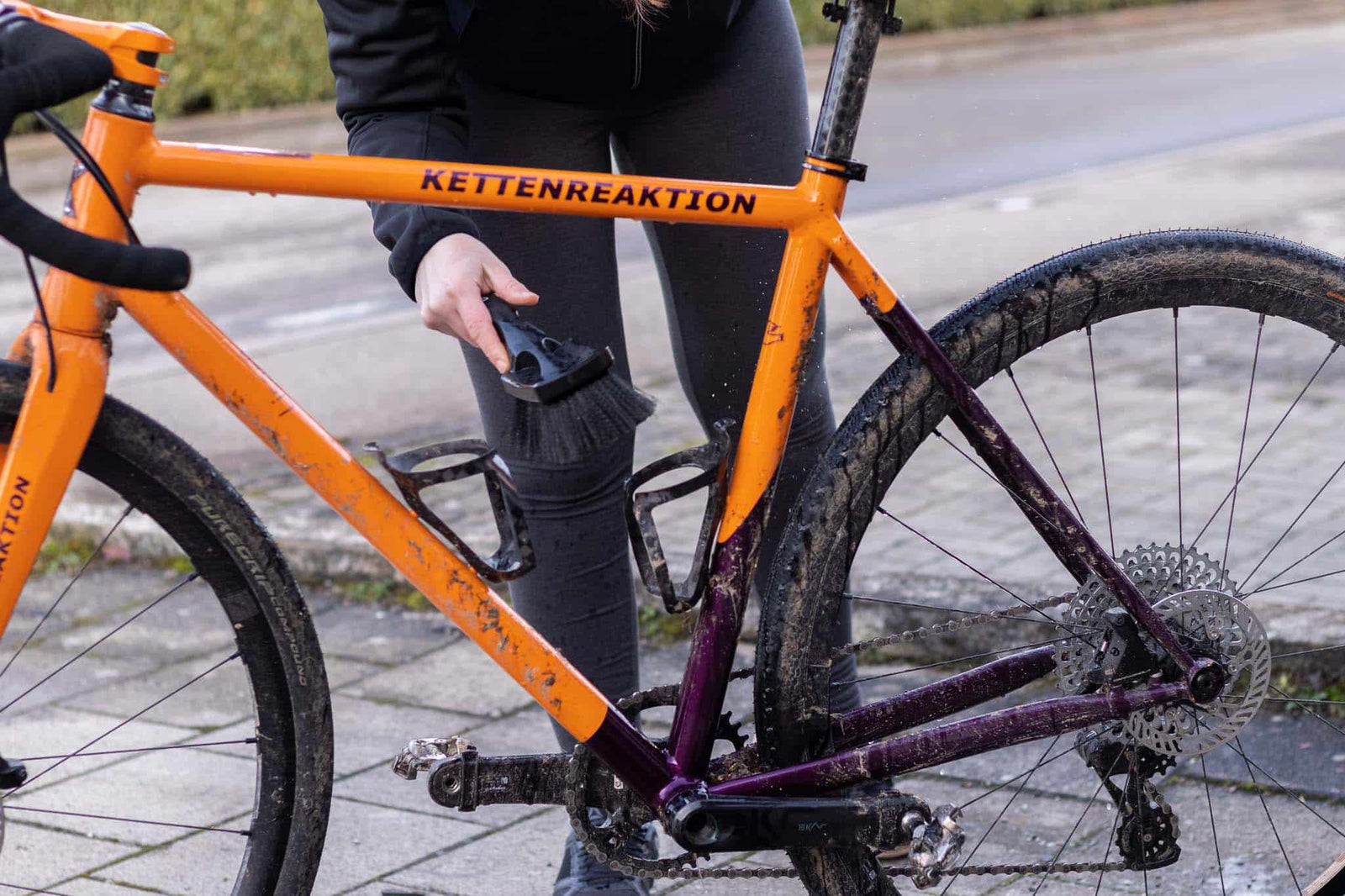 Properly clean and care for a steel bike – Dynamic Bike Care